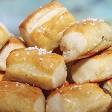 Best Food Trucks | Wetzels Pretzels - menu