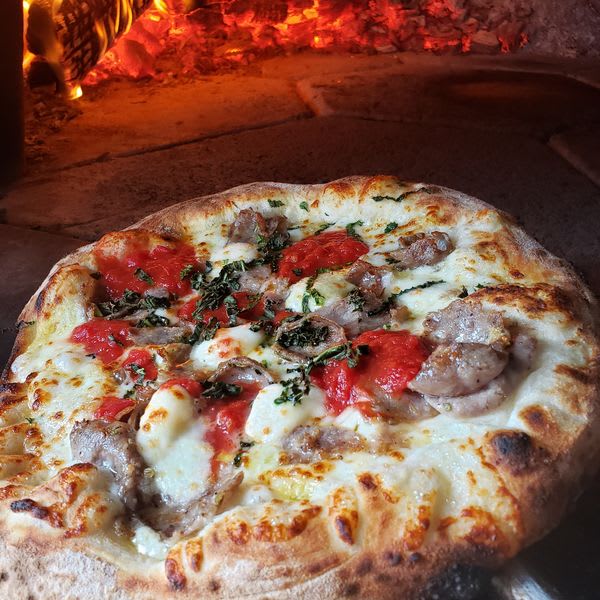 Best Food Trucks | ENGINE 53 PIZZA